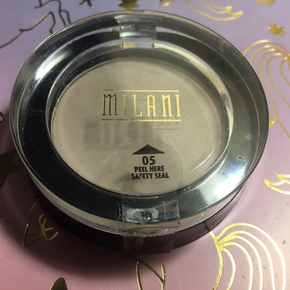 Milani | Makeup | Milani Powder Eyeshadow In 5 French Vanilla | Poshmark